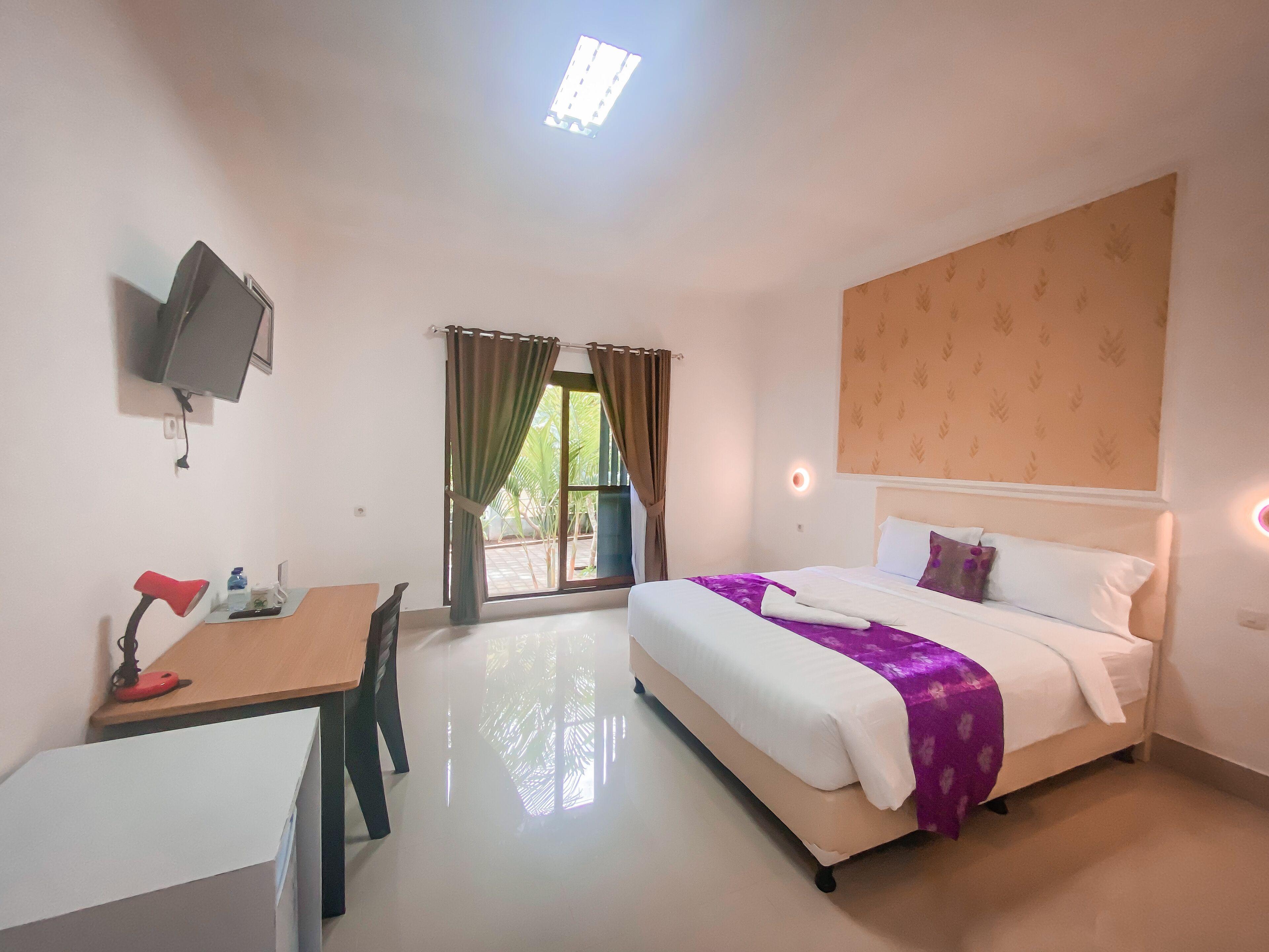 Standard Double Room | Secretária adequada para computadores portáteis, Wi-fi grátis 