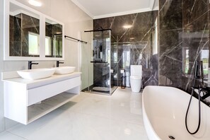 Casa (4 Bedrooms) | Parte interna