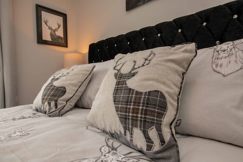 No 9 Seaview Terrace, Fort William Town Centre - Fort William