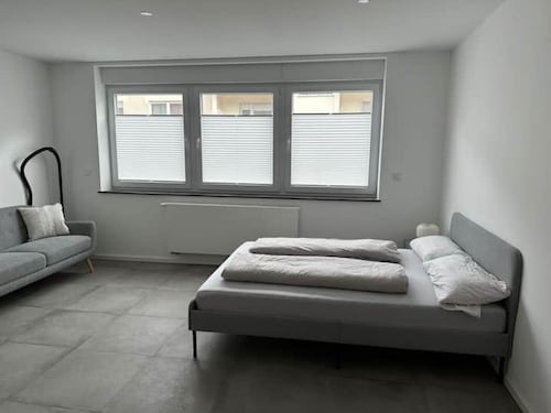 Schöne Sonnige Wohnung Lu Süd Mit Tiefgarage - Mannheim