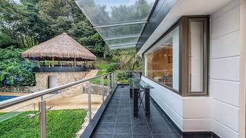 Villa, 5 quartos | Terraço/pátio interior
