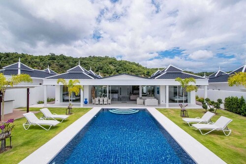 Luxury Modern 4 Bedroom Pool Fh108 - Hua Hin