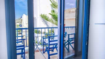 Quarto casal ou duplo superior | Terraço/pátio