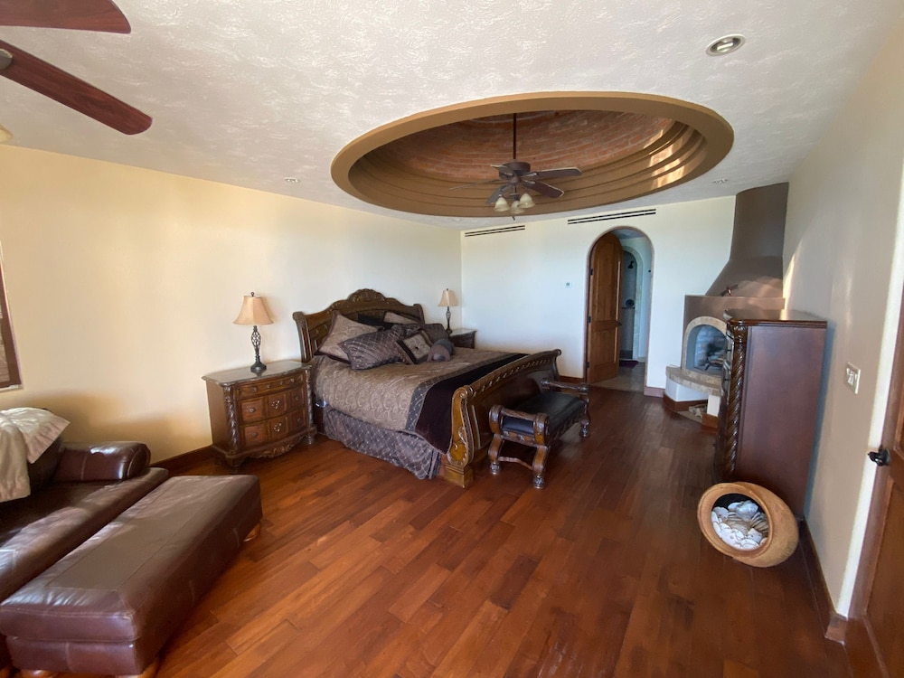 UPSCALE Beachfront Amazing. 5 bedrooms. Pet Friendly! - Mexico | Vrbo