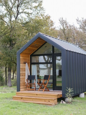 Cabana, 1 cama Queen, vista para o parque | Roupa de cama