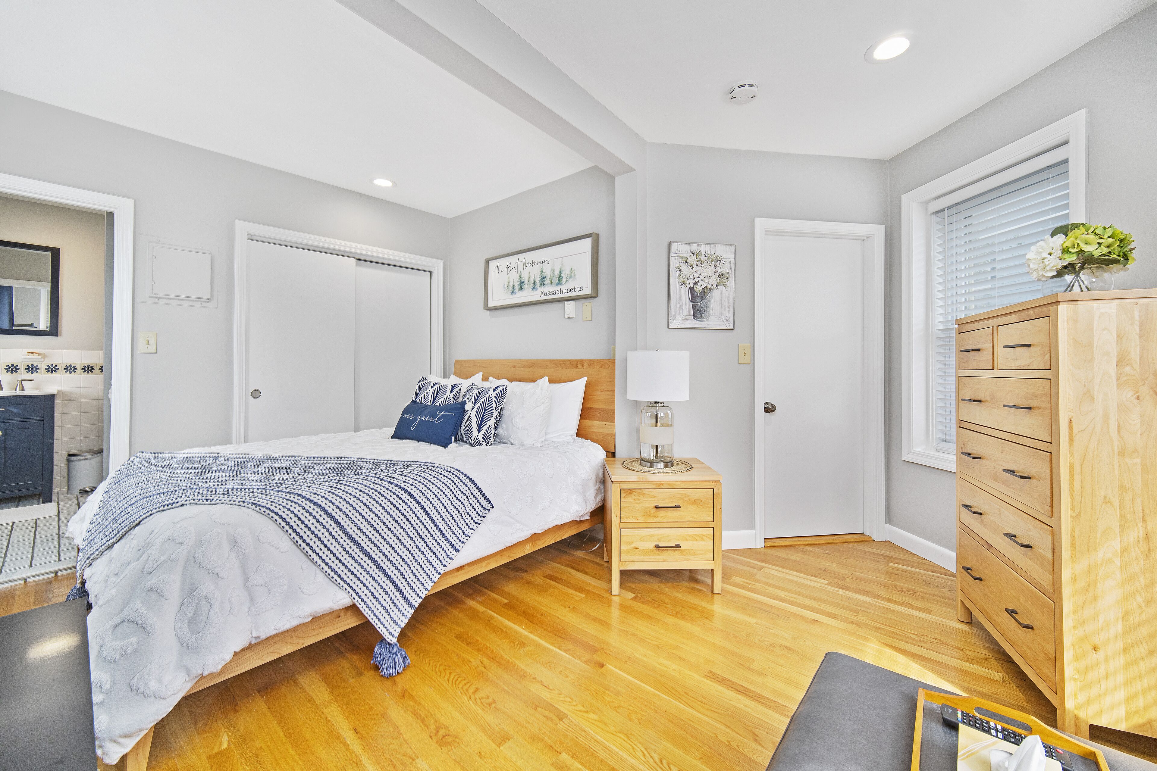 Perfect North End Studio - Hull, MA