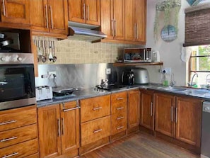 Quarto, 1 quarto, varanda, vista para o jardim | Interior