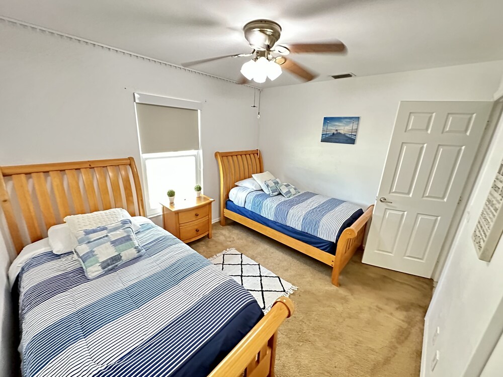The Best of Naples in 1 place,Pier Fishing - Golden Gate | Vrbo