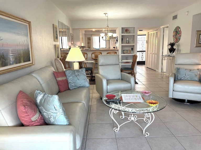 Runaway Bay 282 - Anna Maria Island - Beach, Pool, Bay - Anna Maria, FL
