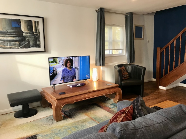 Inclusive, Child-friendly, Dogs Welcome, Garden Area, Near Pubs/river/golf - Berkshire