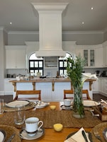 Pequeno-almoço tipo buffet diário incluído 