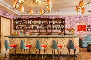 2 bares/lounges, este bar de cocktails 