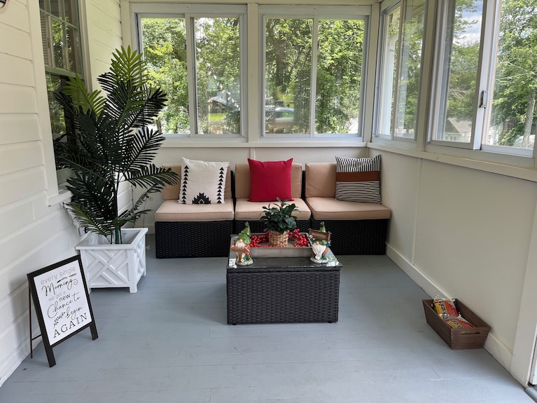 Cabin Love At The Lake - Coventry, CT