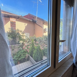 Quarto Quádruplo Deluxe | 1 quarto, roupa de alta qualidade, edredões de penas