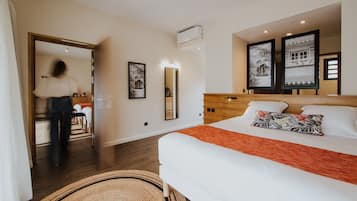 Quarto Duplo ou Twin Familiar | Roupa de alta qualidade, minibar com produtos grátis, cofre no quarto