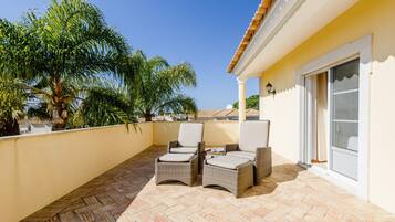 Villa | 4 quartos