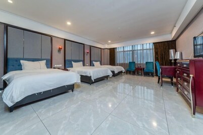 Xianglu Hotel