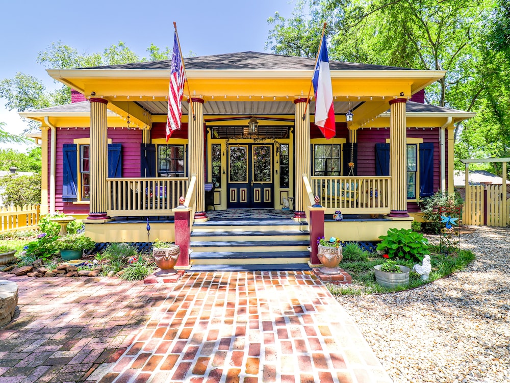 The Steamboat Inn - Mississippi