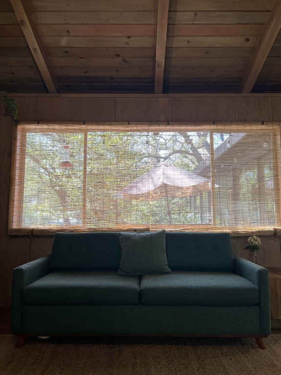 Restored Home On Verdant Property With Fishing Pond - Auburn, CA