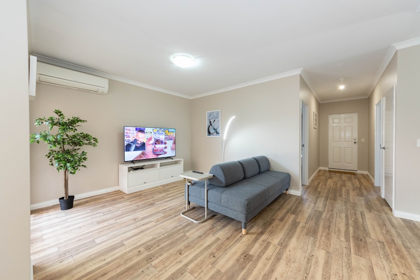 Modern 4x2 Perth House Near Stadium/casino/airport - Riverton