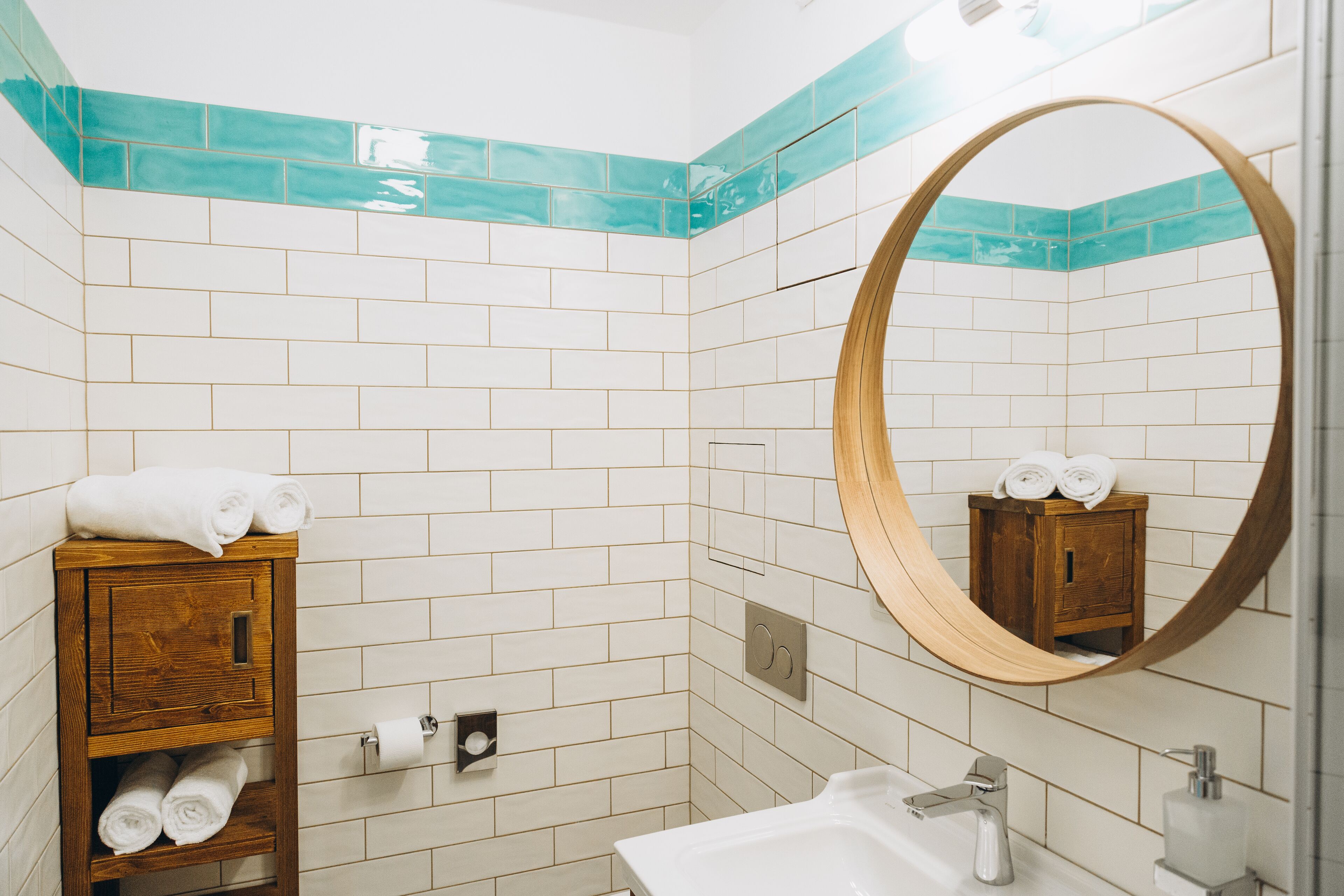 Quarto Triplo | Casa de banho | Um secador de cabelo, toalhas fornecidas 