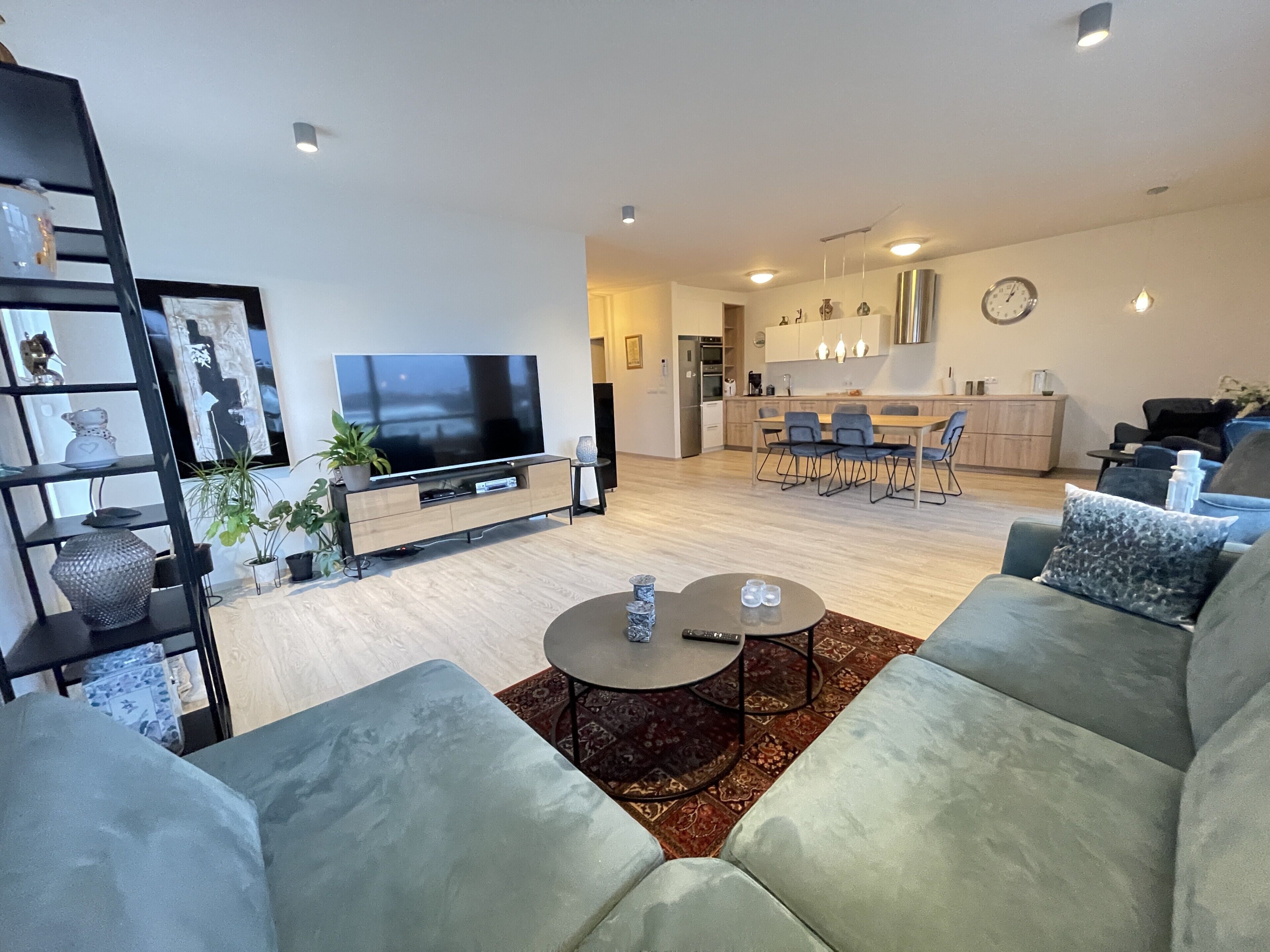 Modern And Spacious 3 Bedroom Apartment In Kópavogur, Centrally Located. - Reykjavik