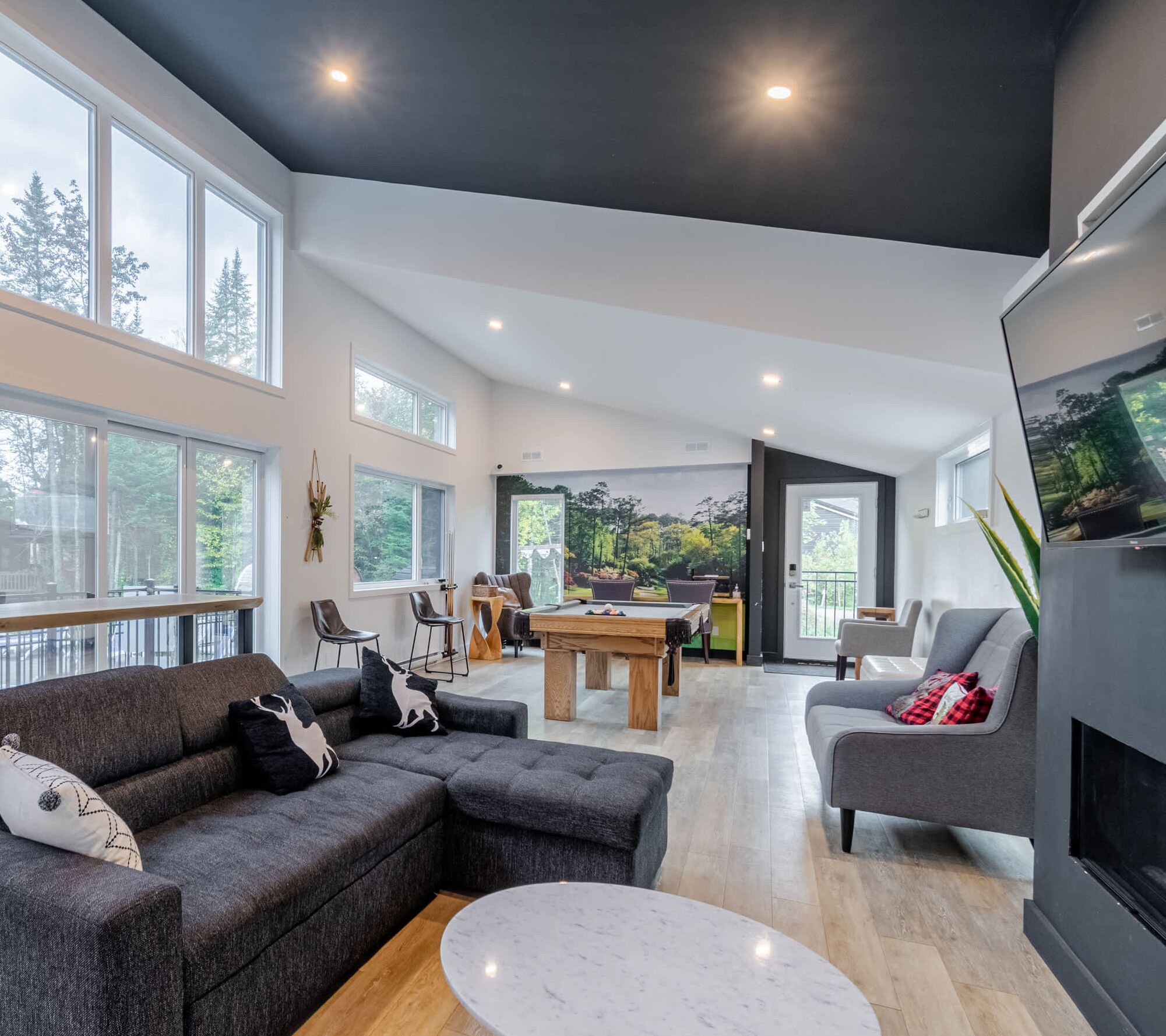 Villa Bali | Trails, Private Spa & Ev Charging Station - Quebec