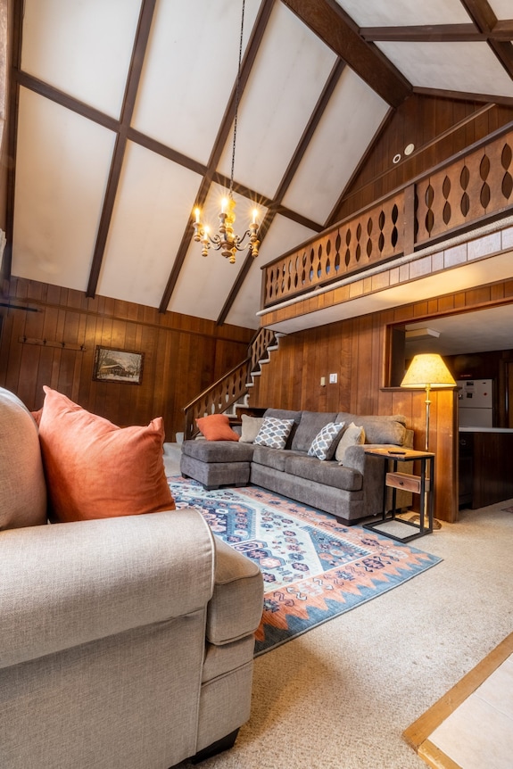 Spacious Chalet, Skiing 5 Minutes To Jay Peak, Vermont! - Vermont