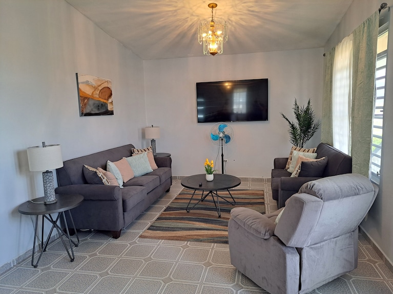 Brisas Del Oeste De Aguadilla Pr - Isabela