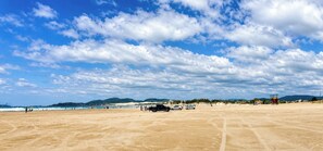 Casa premium, acesso à piscina | Praia | Na praia, areia branca 