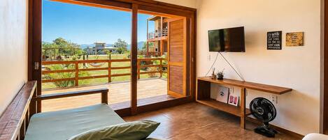 Casa Premium, acesso à piscina | 2 quartos, roupa de alta qualidade, secretária, Wi-fi grátis
