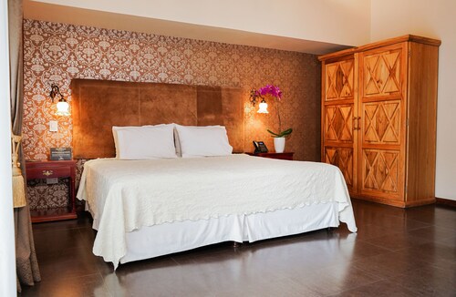 Visita Complejo Arqueológico Coyoctor en El Tambo | Expedia.mx