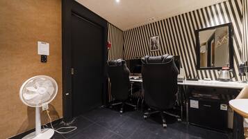 Quarto casal premium (Couple PC) | Individualmente decorados, individualmente mobiliados, escrivaninha