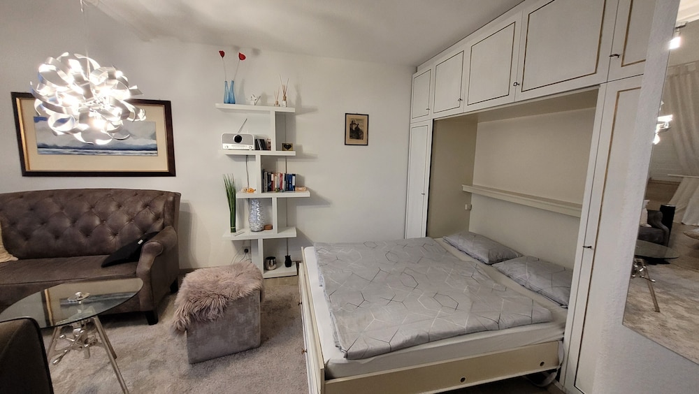 Cozy Lake View Apartment For Two! - Meersburg