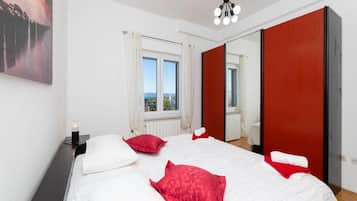 Apartamento (Three Bedroom Apartment with Terrace ) | 3 quartos, berços/camas para crianças grátis