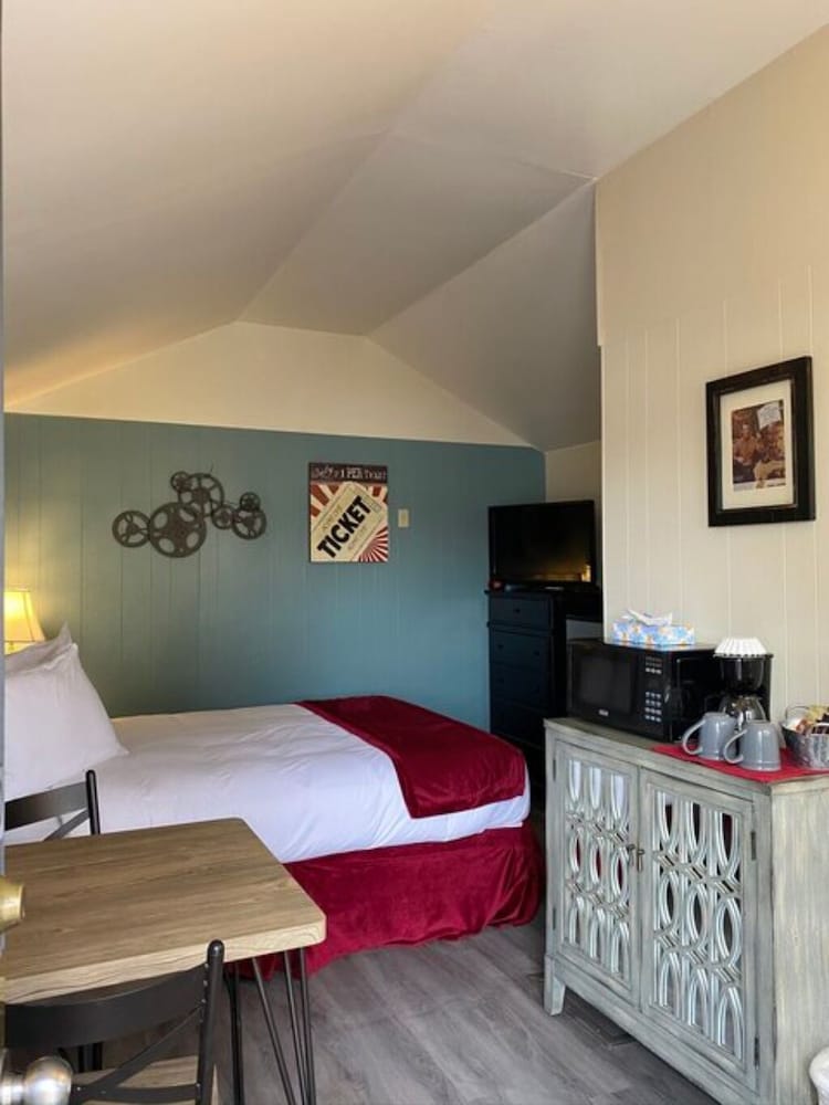 Cabin 22 - The Movie Cabin - Helena | Abritel