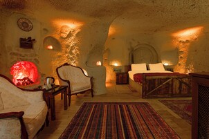 Quarto Duplo Superior, 1 cama queen-size, não fumadores, lareira | Vista do quarto