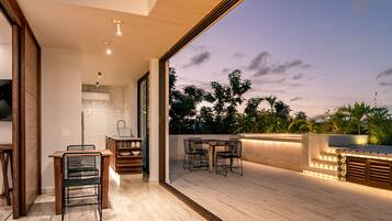 Apartamento Lua de Mel, 1 quarto, piscina privativa | Terraço/pátio interior