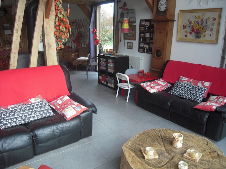 Gite 6p Pleine Nature:le Pommier Parc 5000m2 Jeux Cabanes ,Feu De Bois,mer 2omn. - Normandía