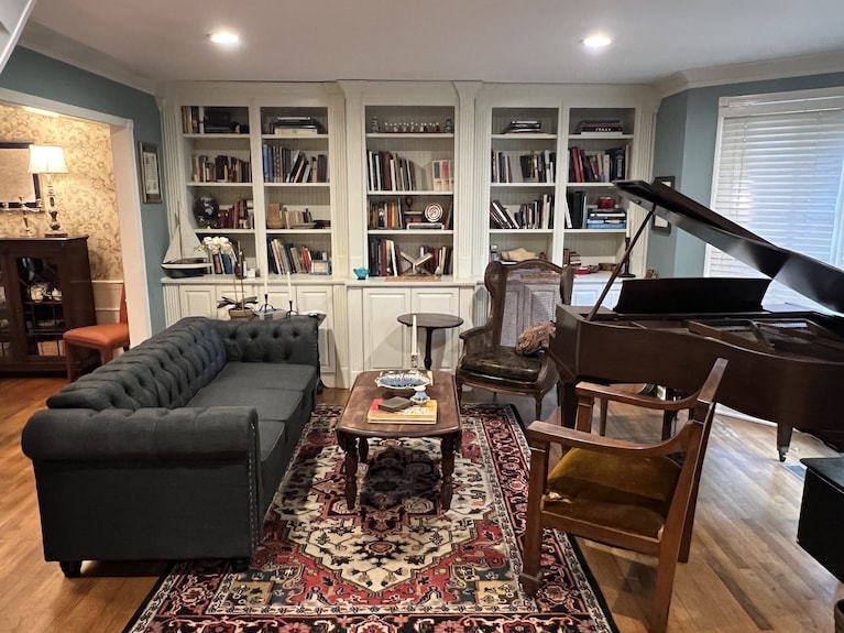 Elegant 5 Bedroom East Memphis Home - Memphis, TN