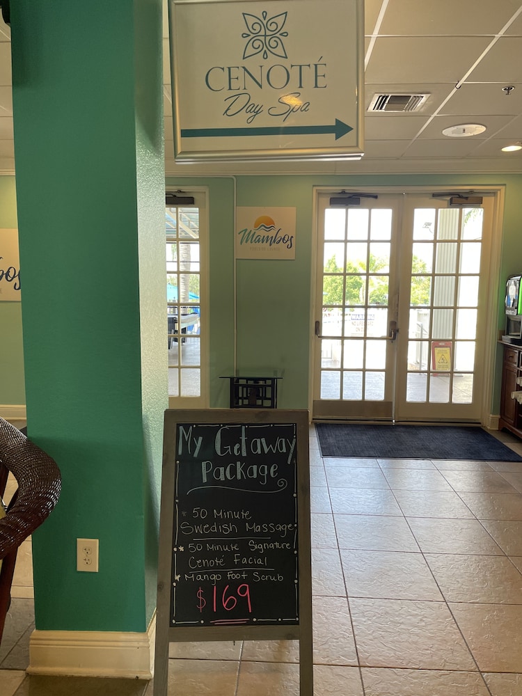 Spacious upgraded 1st floor condo w/ Resort Amenities. Disney, less ...