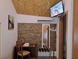 Quarto Individual Clássico | Casa de banho