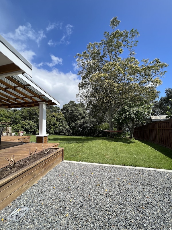 Escape At Tanners Point - Katikati