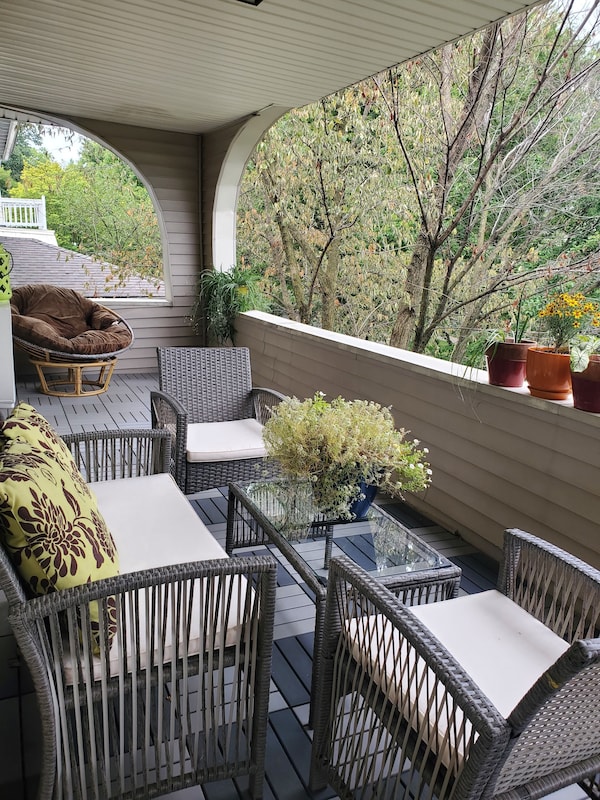 Sunny Charming House Close To Case\/ Cleveland Clinic\/university H\/ Museum Of Art - Cleveland, OH