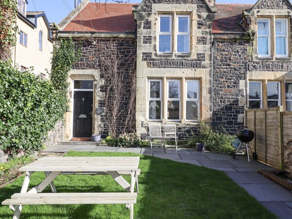 The Hollies - Bamburgh