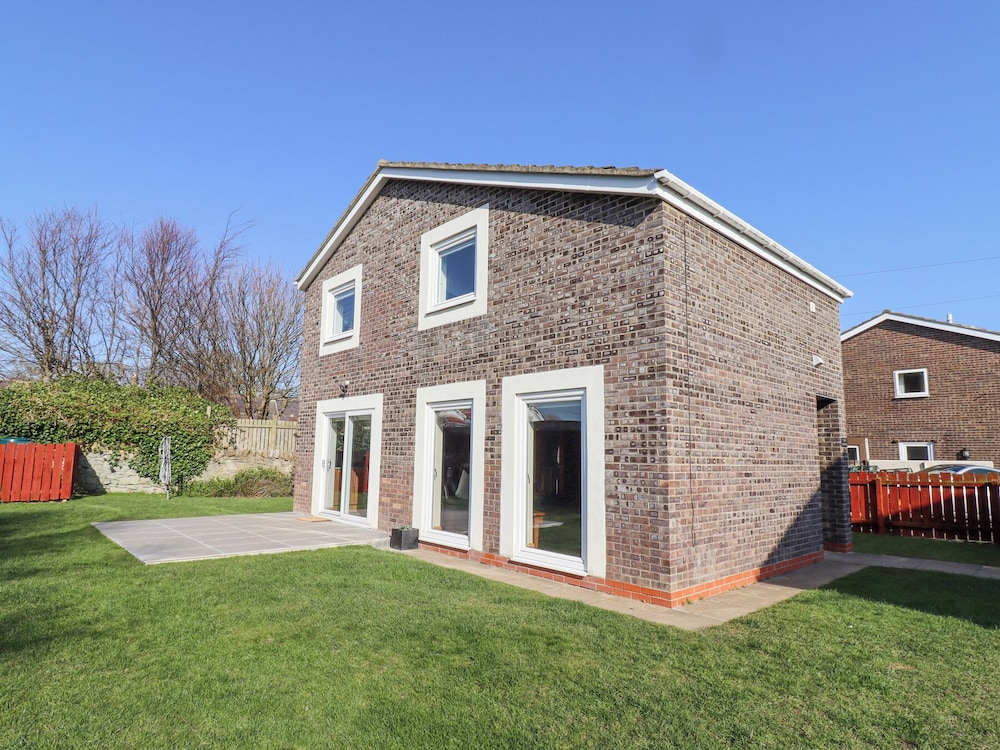 Tree Corner - Beadnell