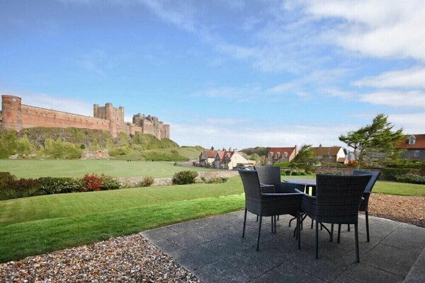 Northrawe - Bamburgh