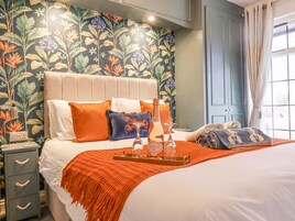 Casa de Campo | 3 quartos, com decoração personalizada, com mobília individualizada 