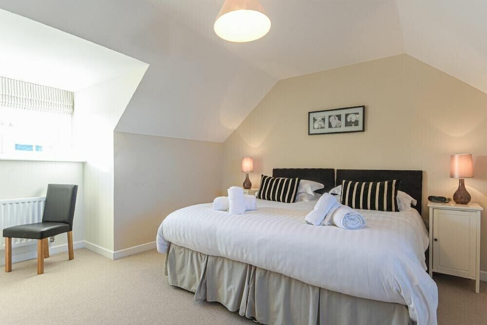 COAST VIEW, family friendly, country holiday cottage in Beadnell ...