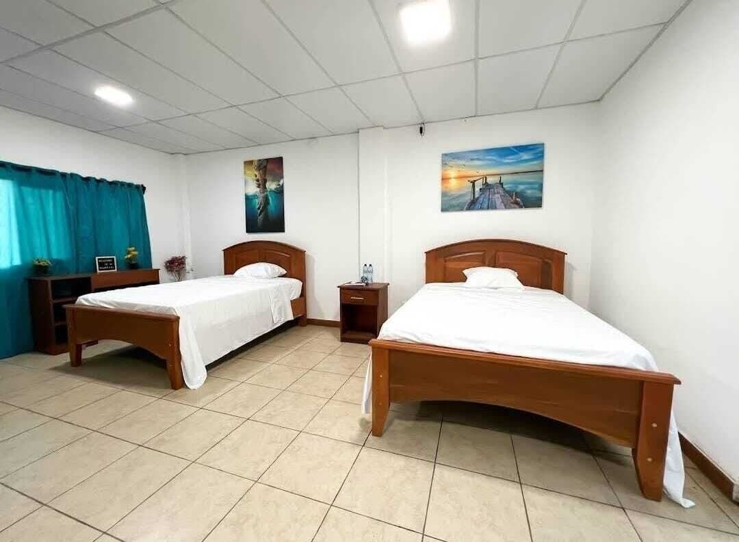 Wi-Fi de cortesia, roupa de cama